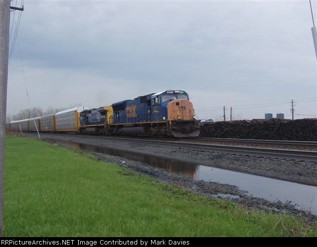 CSX 4771 + CSX 9009